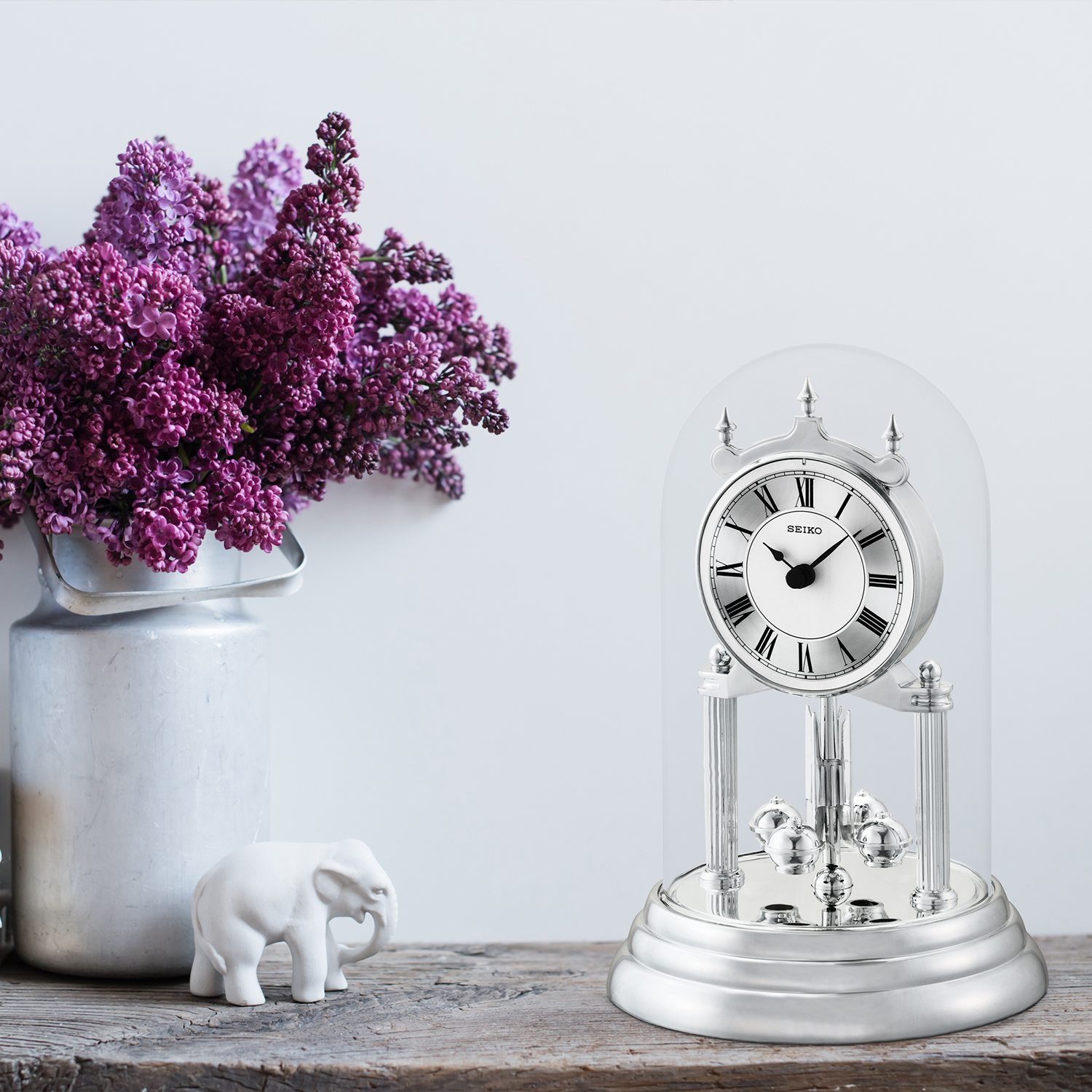Seiko Traditional Silver-Coloured Glass Dome Rotating Pendulum Mantel ...